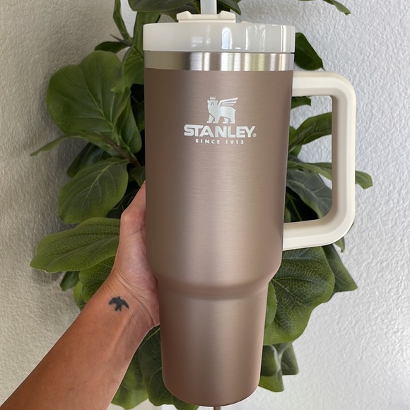 Stanley | Accessories | Last Available Rose Glow New Stanley 4 Oz ...